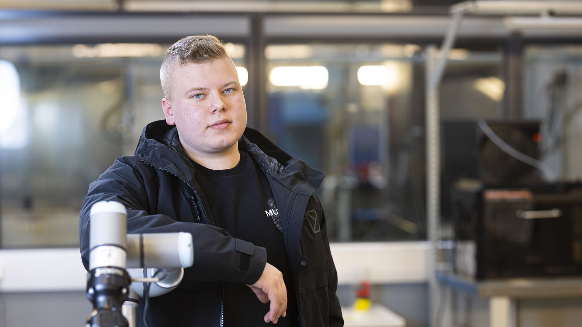 Metallin osaajan kissan päivät - Pointti