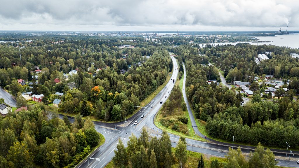 Tiesuunnitelma lupaa Alskatintien yli siltaa - Pointti